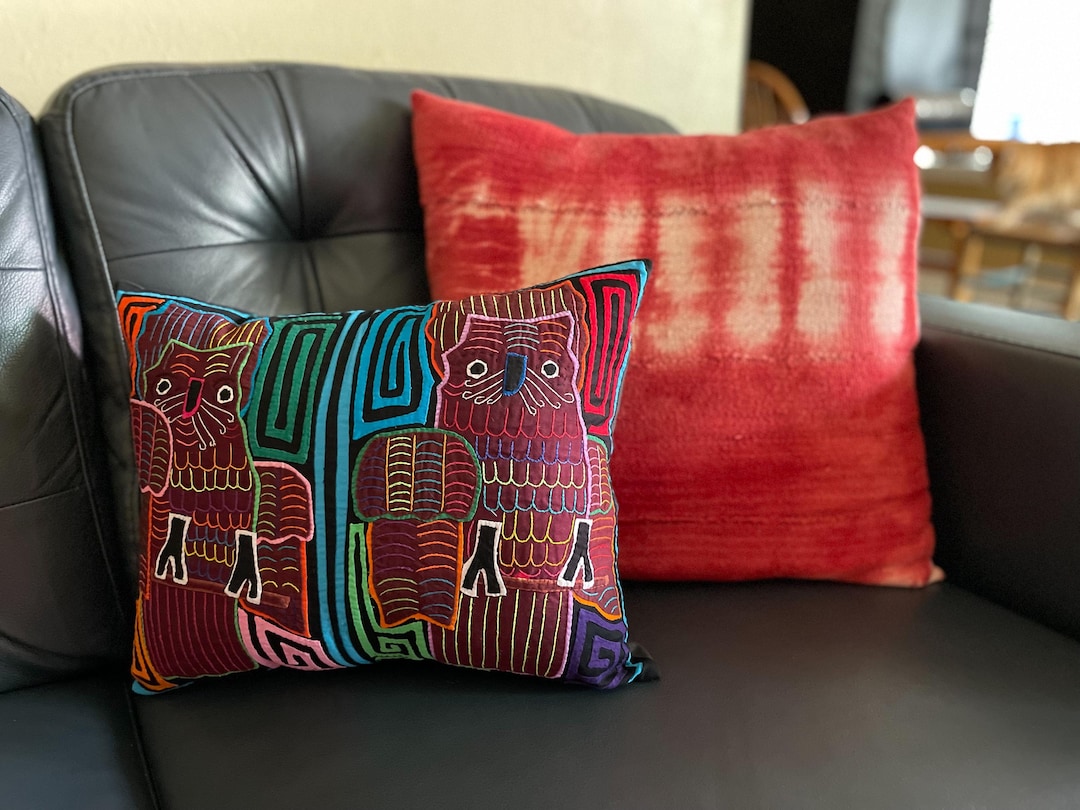Twin Owls Mola Pillow / Vintage Kuna Indian Mola / Colorful Panama Mola ...