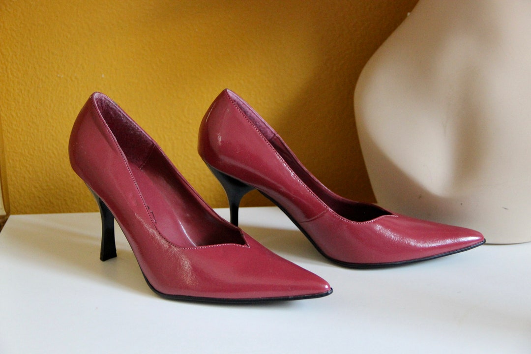 80s Sz 6 Deadstock Pointy Red Violet Pumps - Etsy