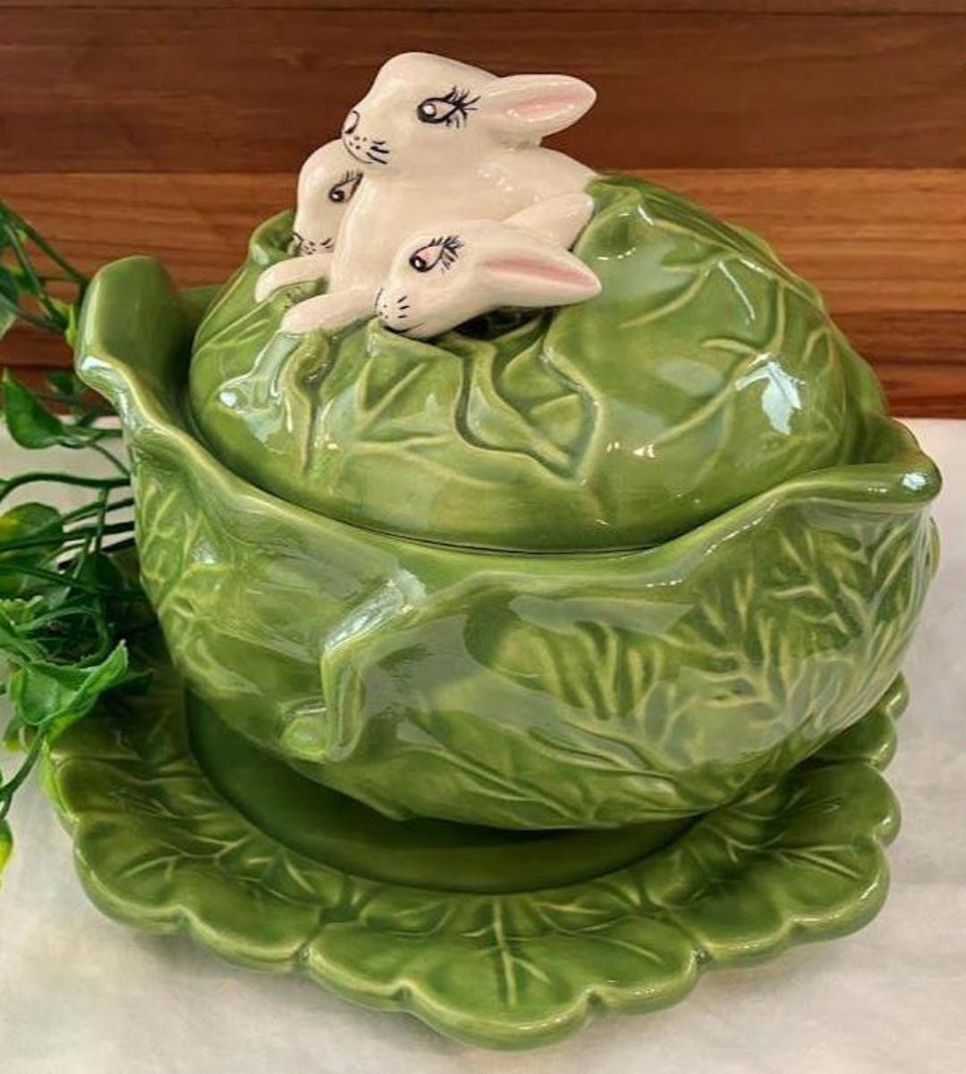 Vintage-style Green Cabbage Bowl With Lid, Plate & 3 White Bunnies ...