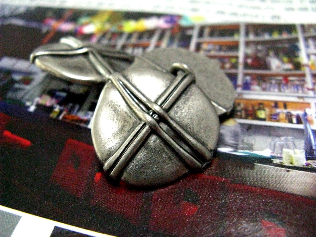 Metal Buttons - Looped Stone Metal Buttons , Gray Silver Color , Shank ...