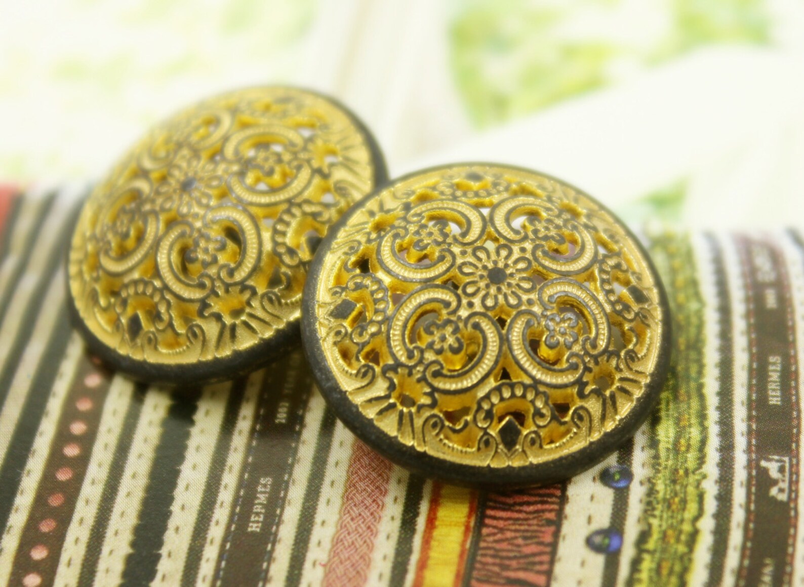 Metal Buttons Flowery Engraving Metal Buttons Gunmetal | Etsy