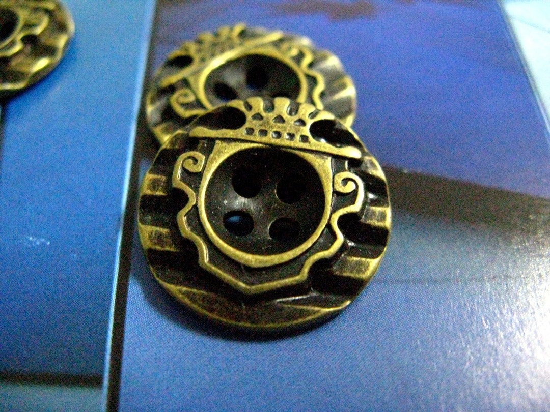 Metal Buttons - Emblem and Stripes Metal Buttons , Antique Brass Color ...