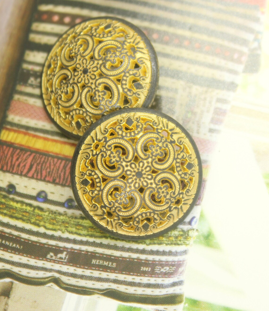 Metal Buttons Flowery Engraving Metal Buttons Gunmetal | Etsy