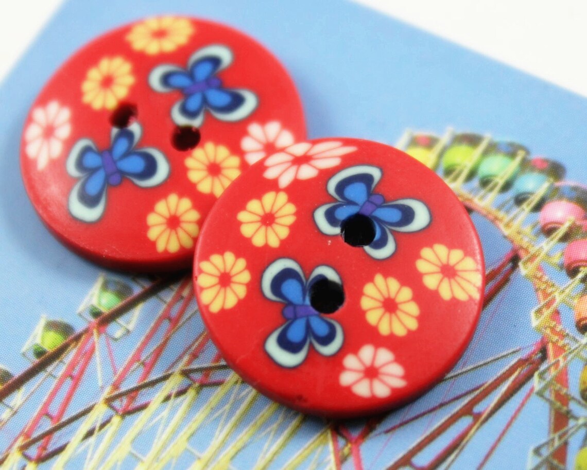 Red Plastic Buttons With Floret and Butterflies Pattern 0.71 - Etsy