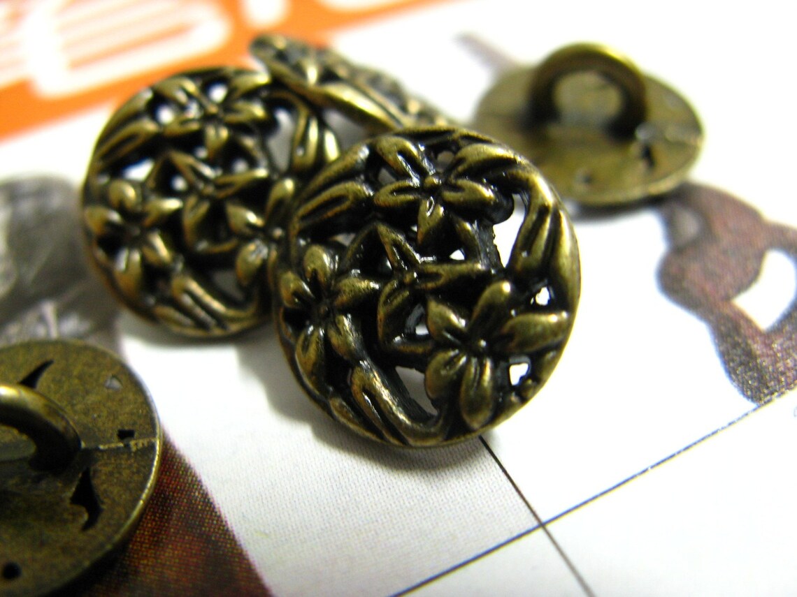 Metal Buttons Bouquet Metal Buttons Antique Brass Color - Etsy