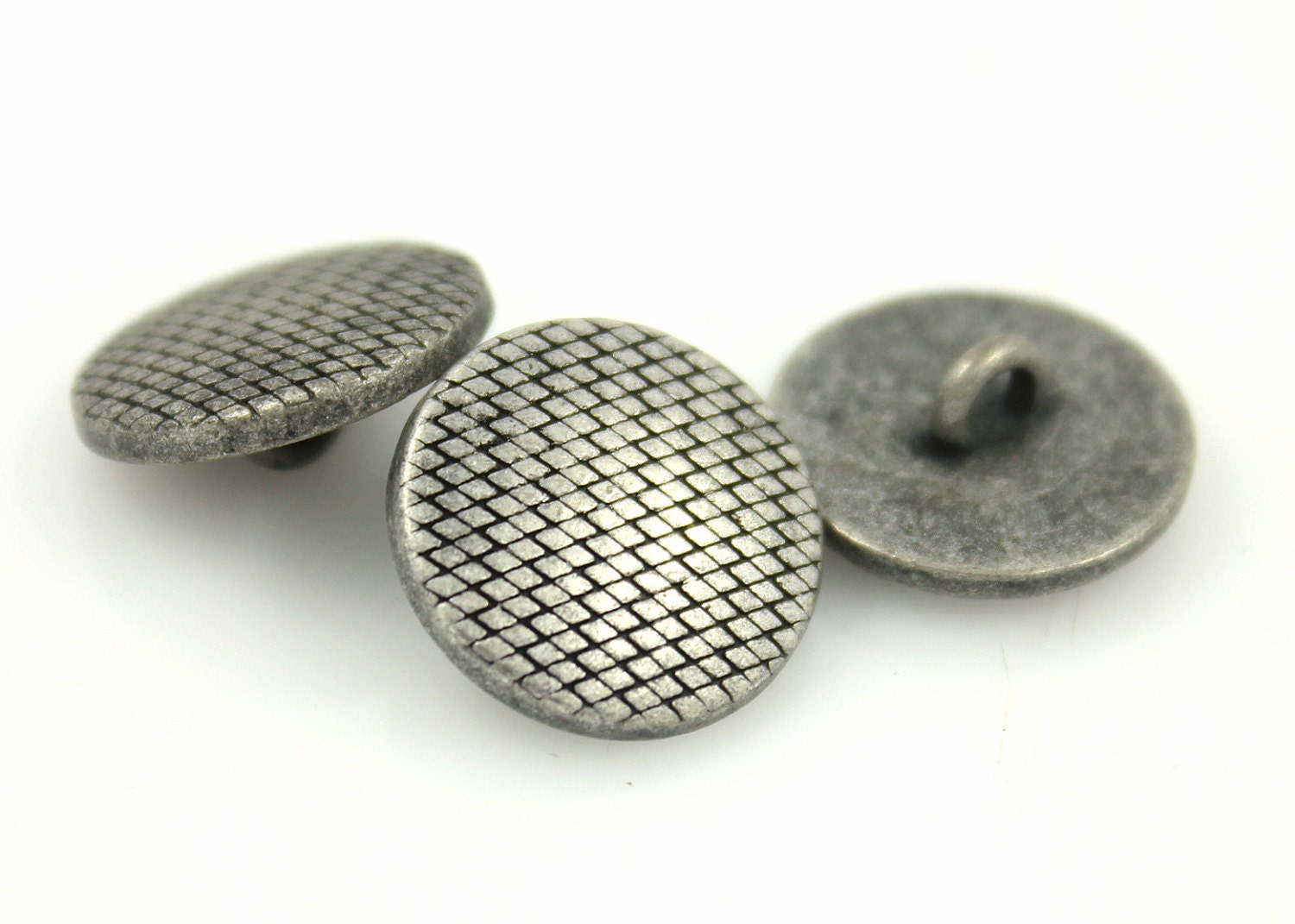 Metal Buttons - Beautiful Mesh Surface Metal Buttons , Antique Silver ...