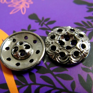 Metal Buttons - Iron Art Metal Buttons , Gunmetal Color , 4 Holes , .0. ...