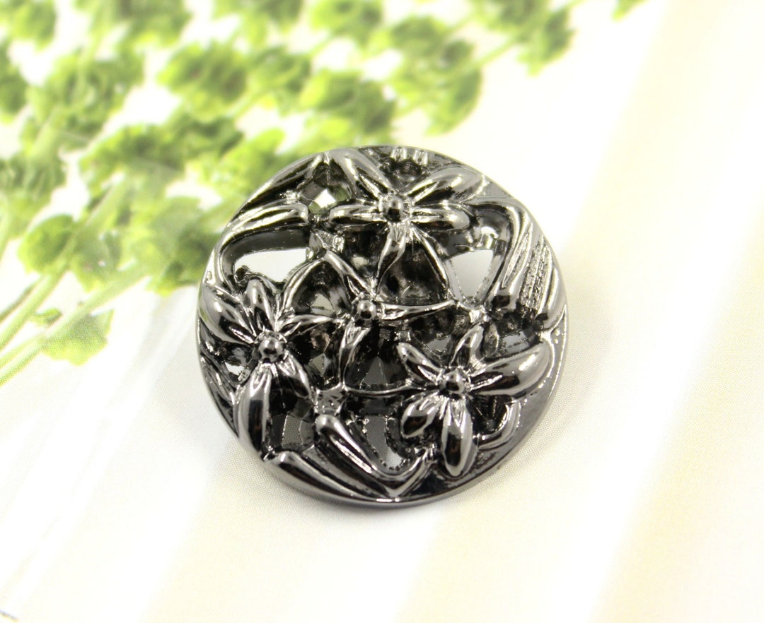 Metal Buttons - Bouquet Metal Buttons , Gunmetal Color , Openwork ...