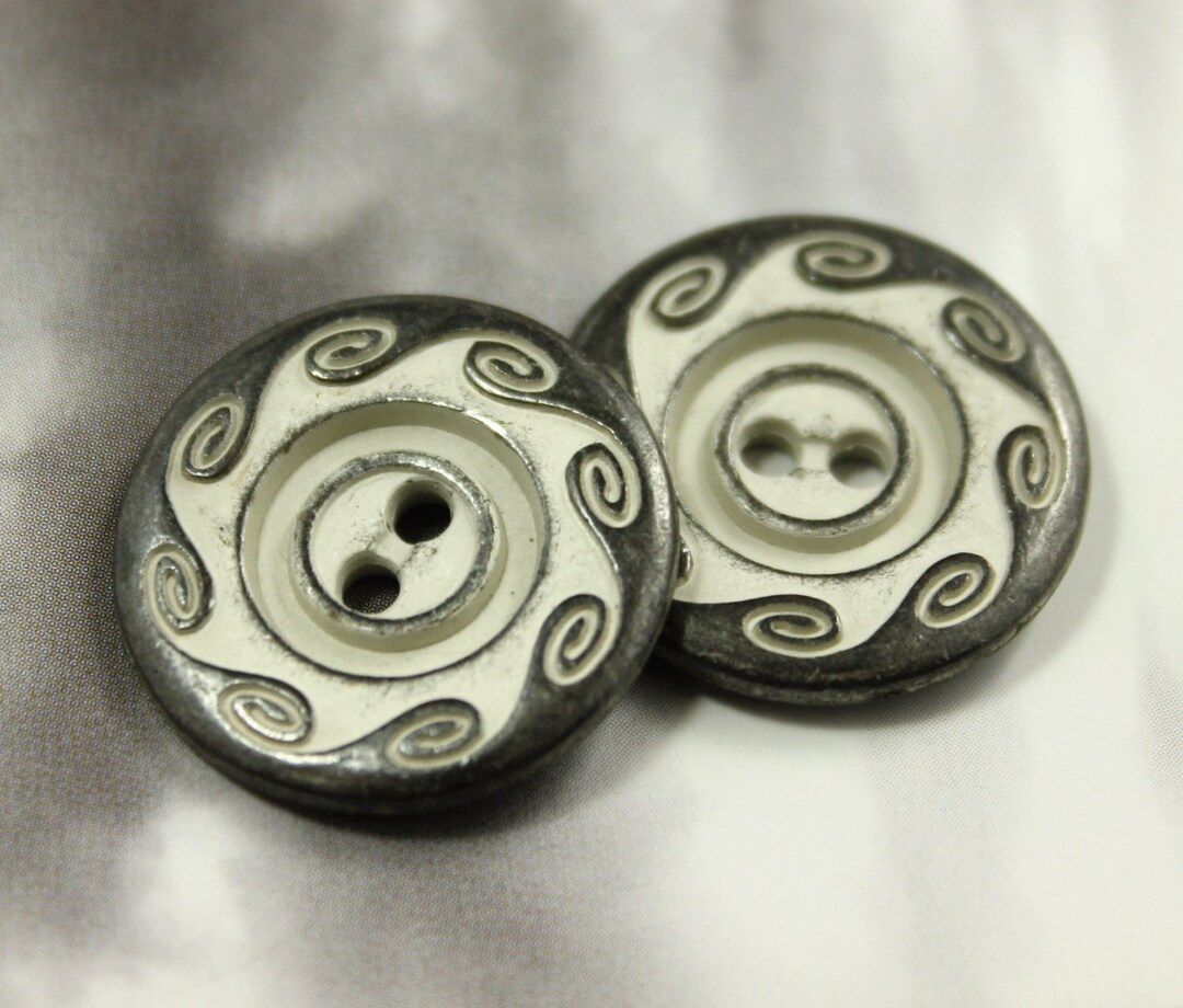 Metal Buttons Swirl Metal Buttons , Gunmetal Gray Color , 2 Holes , 0. ...