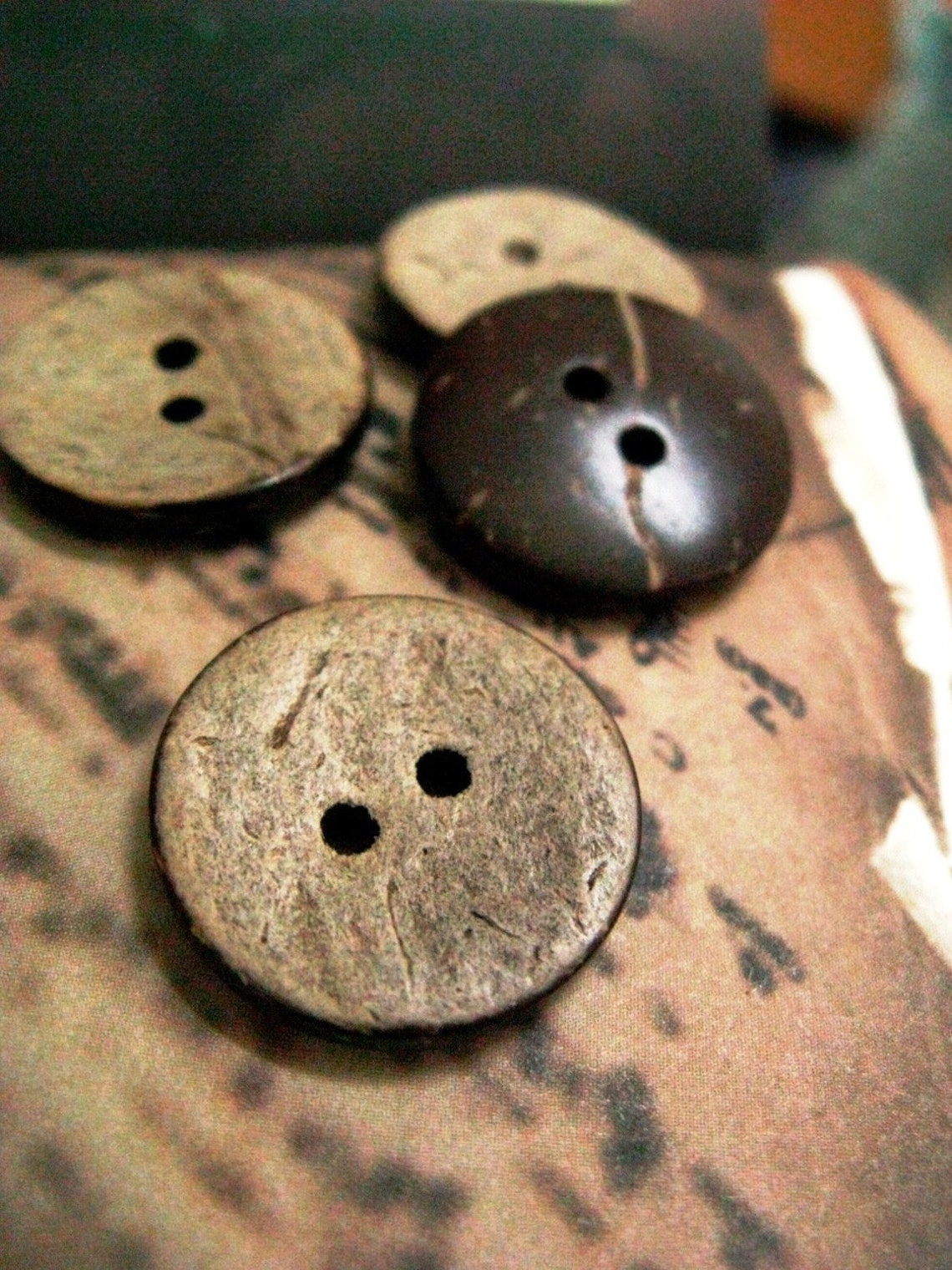 Vintage Style Yellowing Wooden Buttons 0.71 Inch.10 Pcs | Etsy