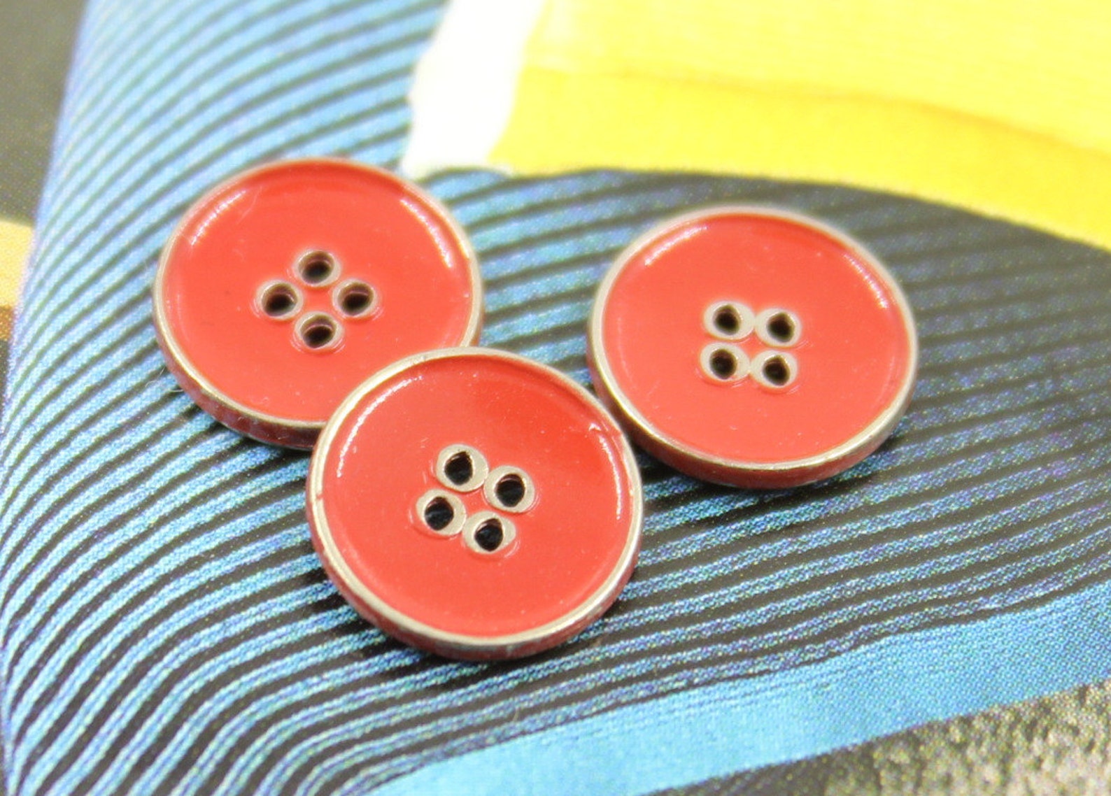 Metal Buttons Red Metal Buttons Silver Color 4 Holes - Etsy