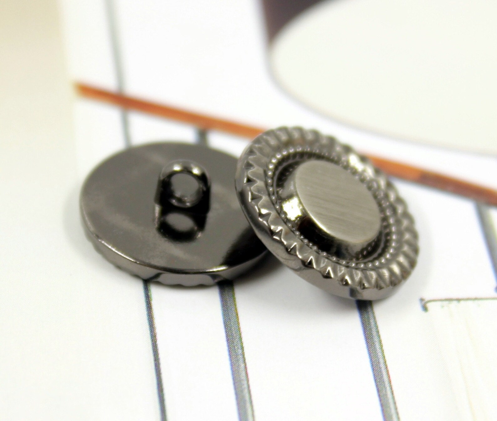 Metal Buttons Crown Gear Metal Buttons Shiny Gunmetal - Etsy