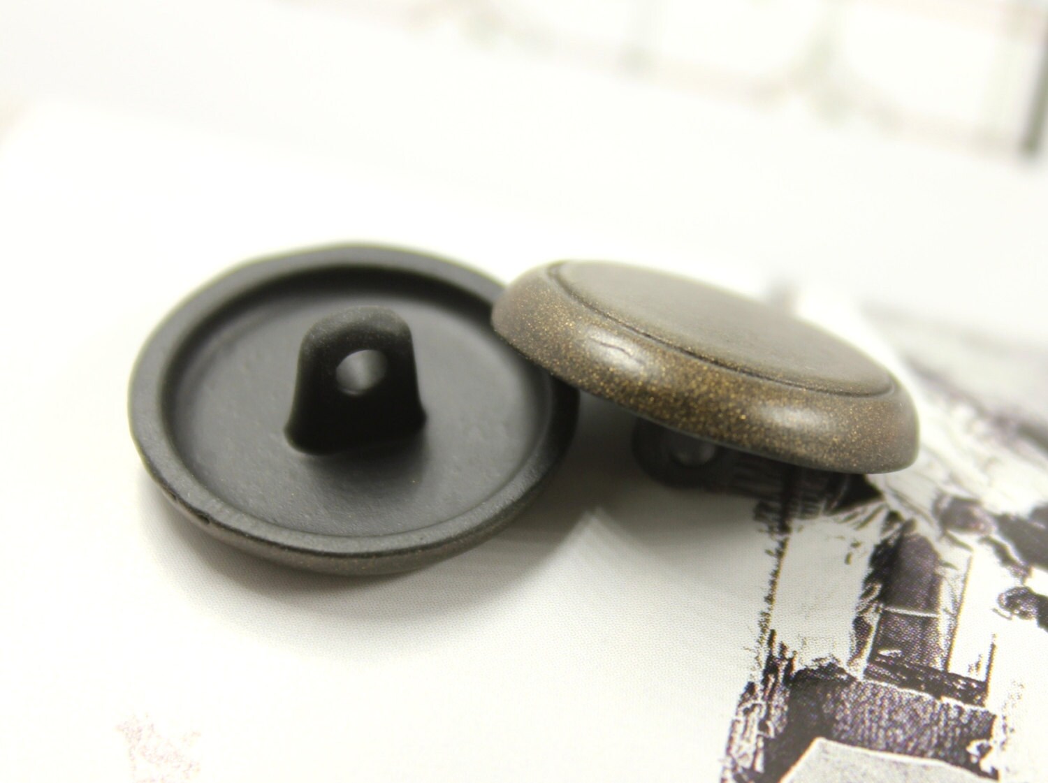 Metal Buttons - Brown Round Metal Buttons , Shank , 0.91 Inch , 6 Pcs ...