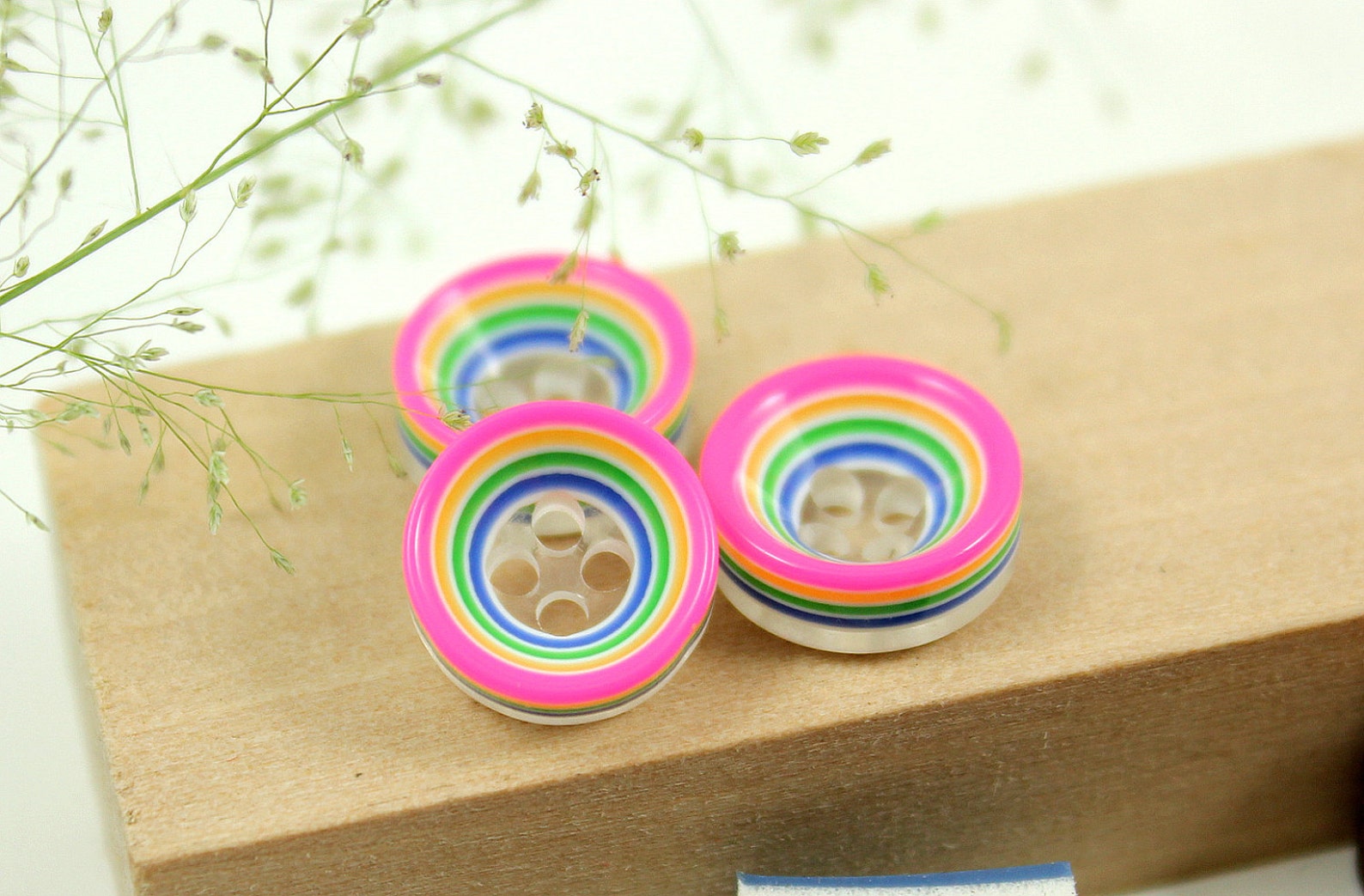 Rainbow Plastic Buttons - Colorful Fringe Recessed Center Buttons ...
