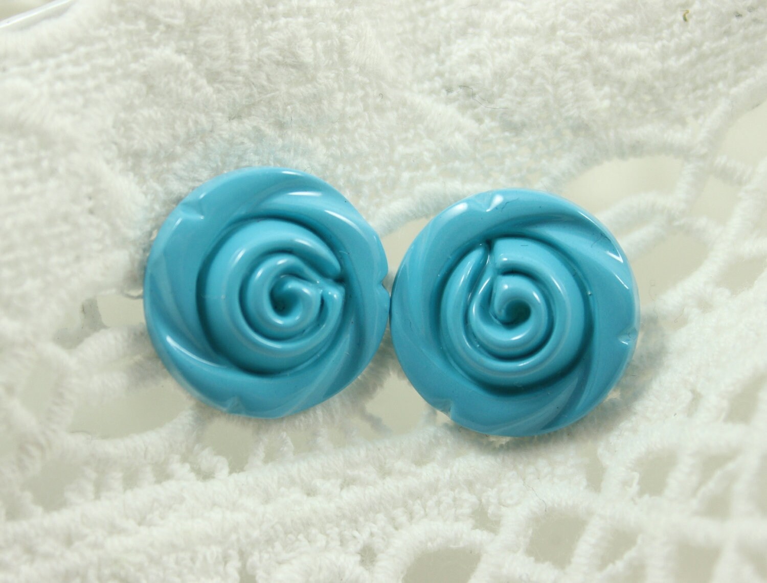 Flower Plastic Buttons Blue Flower in Full Bloom Plastic - Etsy