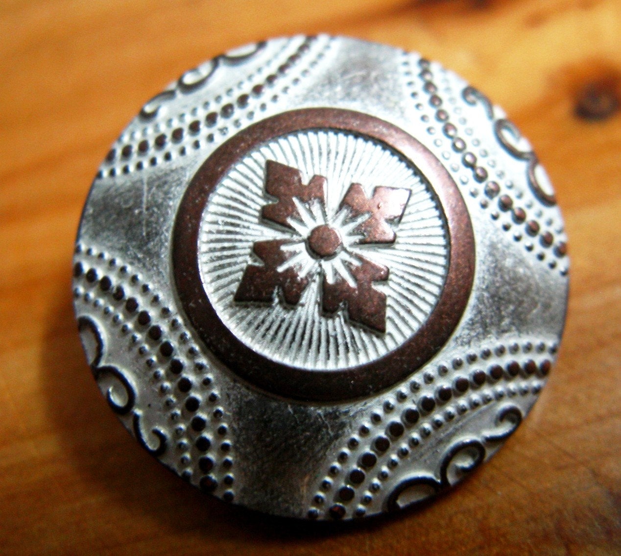 Metal Buttons - Copper Patina and Silvery White Carpet Patterns Metal ...