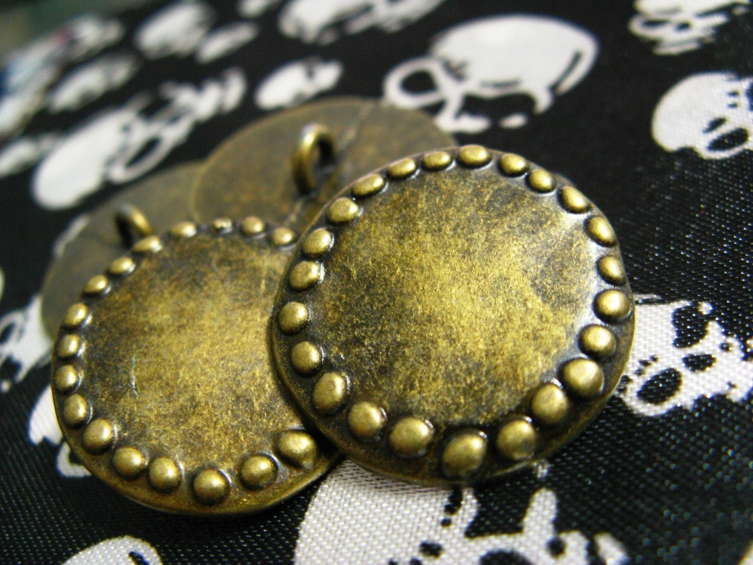10 Stone Circle Metal Buttons , Antique Brass Color , Shank , 0.71 Inch ...