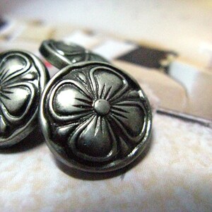 Metal Buttons - Clover Metal Buttons , Gray Silver Color , Shank , 0.59 ...