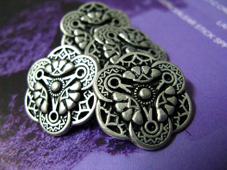 Metal Buttons - Gothic Flower Art Metal Buttons , Retro Silver Color ...
