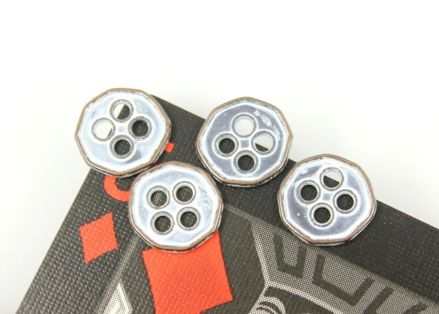 Metal Buttons - Heptagon Metal Buttons , Retro White Color , 4 Holes ...