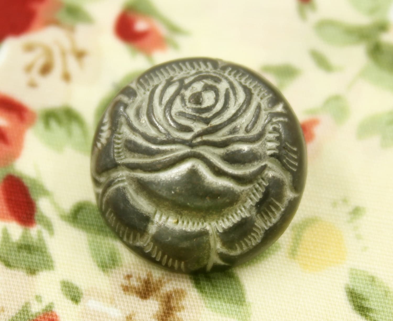 Metal Buttons Rose Bud Metal Buttons Gunmetal White Color | Etsy