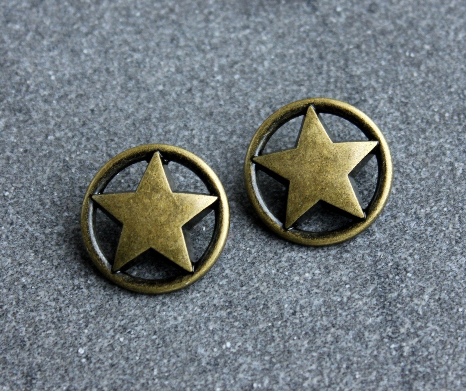Metal Buttons - Ring Star Metal Buttons , Antique Brass Color ...