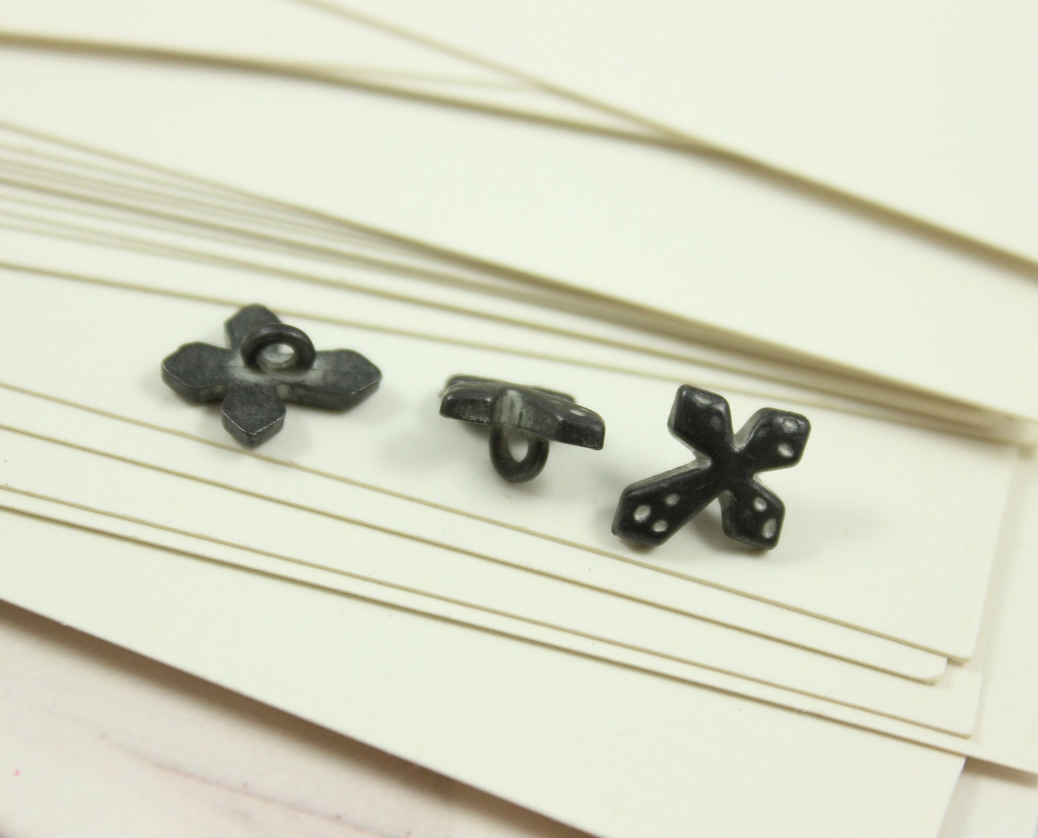 Metal Buttons - Cross Metal Buttons , Black Bronze Color , Shank , 0.47 ...