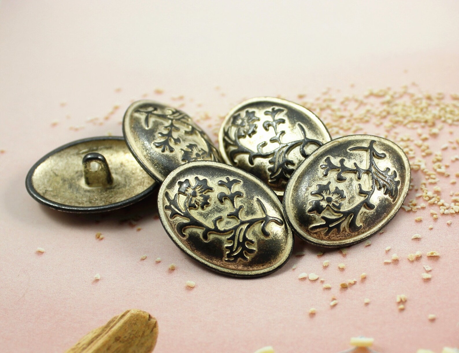 Metal Buttons - Flower Metal Buttons , Gunmetal and Lemon Yellow Color ...
