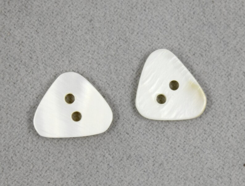Shell Buttons Triangle White Shell Buttons 0.55 Inch 10 - Etsy