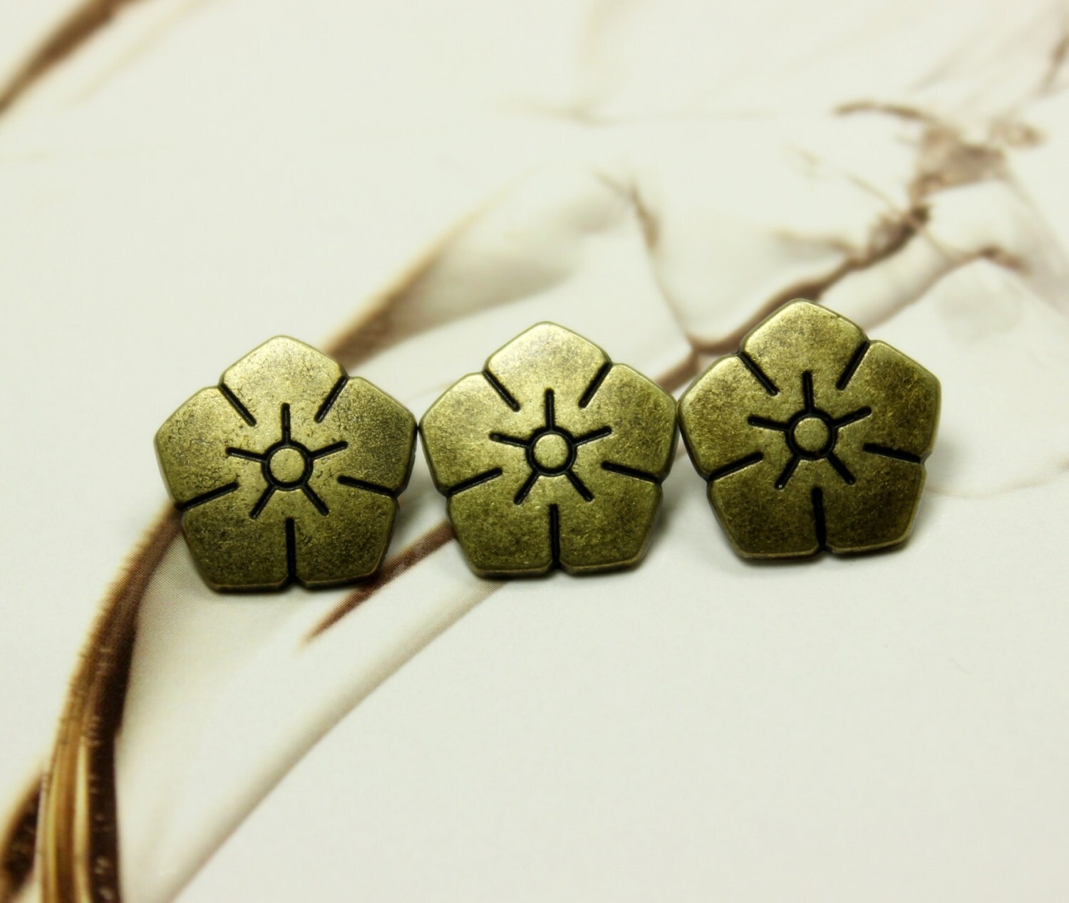 Metal Buttons - Pentagon Sakura Metal Buttons , Antique Brass Color ...