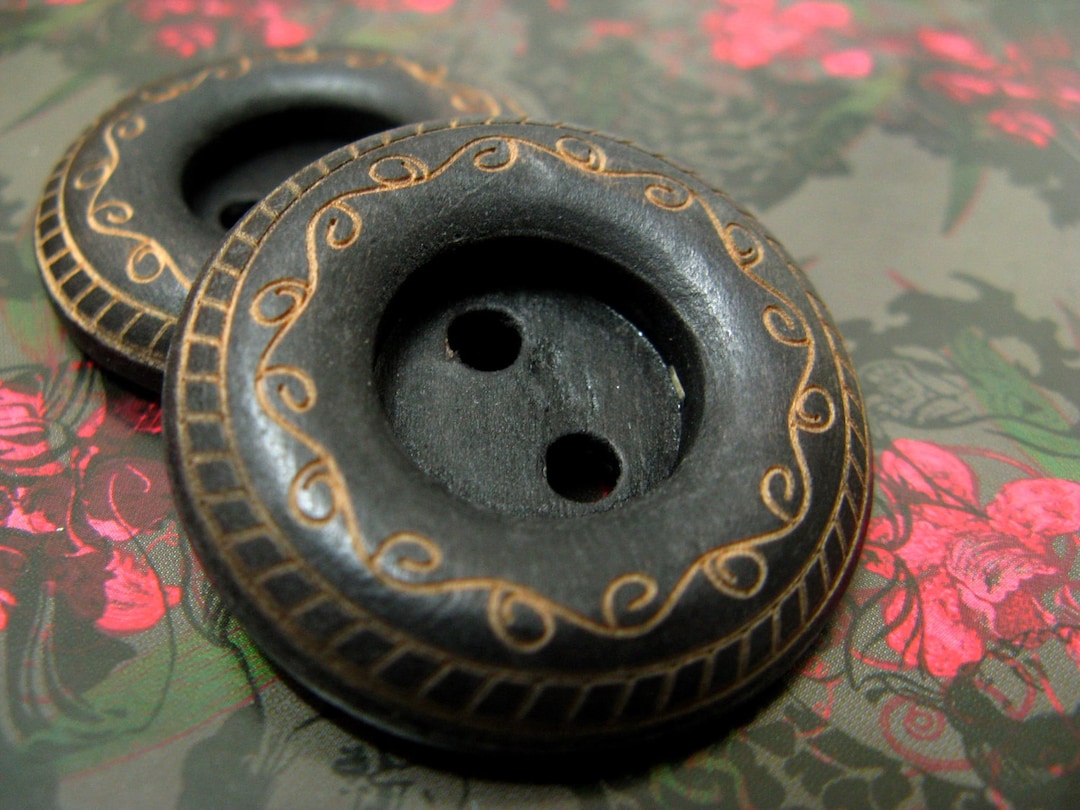 Wooden Buttons - Luxury Swirls Decorative Thick Domed Border Cascading ...