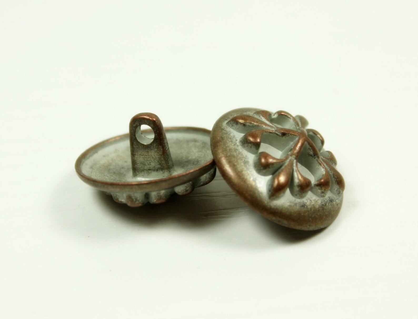Metal Buttons - Baroque Cross Metal Buttons , Copper Patina Color ...