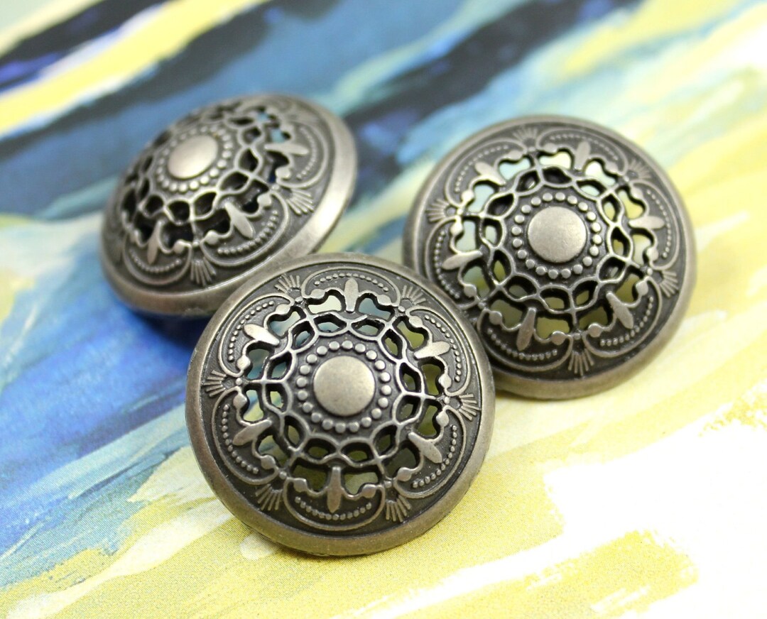 Metal Buttons - Medieval Filigree Metal Buttons , Gray Silver Color ...