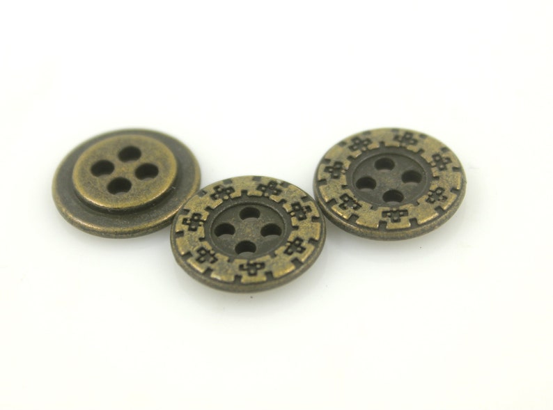 Metal Buttons - Decorative Edge Antique Brass 2 Hole Buttons - 0.55 ...
