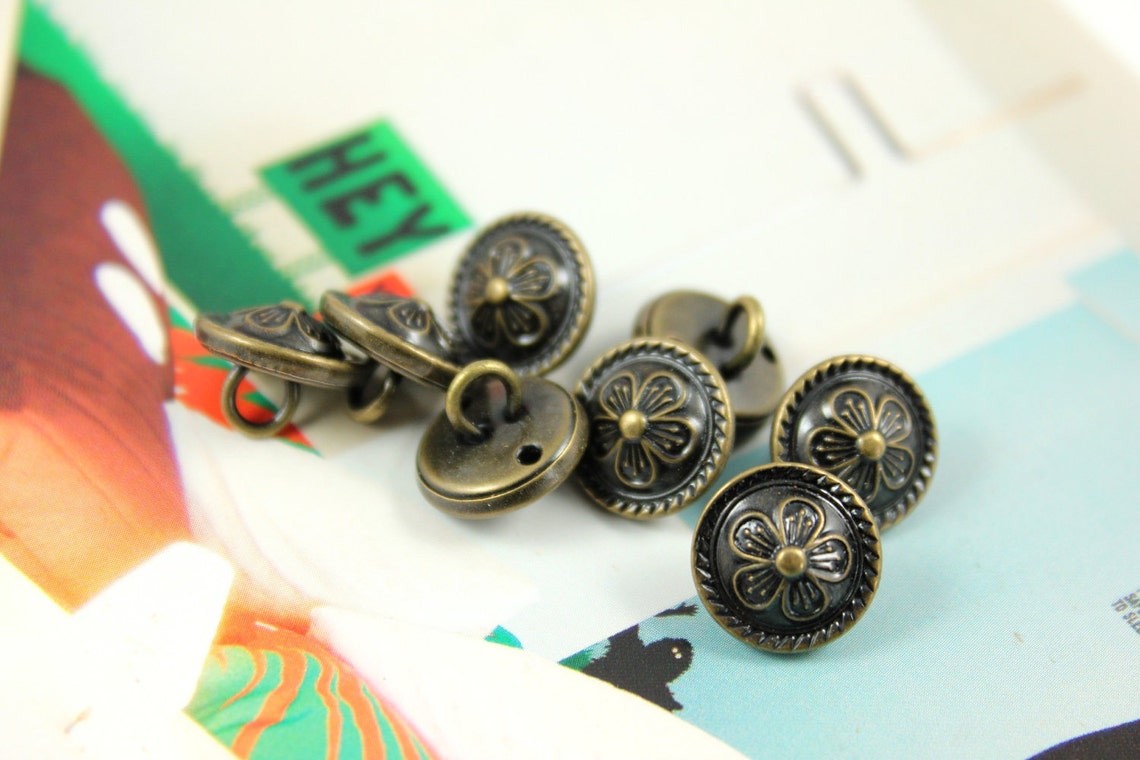 Metal Buttons Vinca Metal Buttons Antique Brass Color | Etsy
