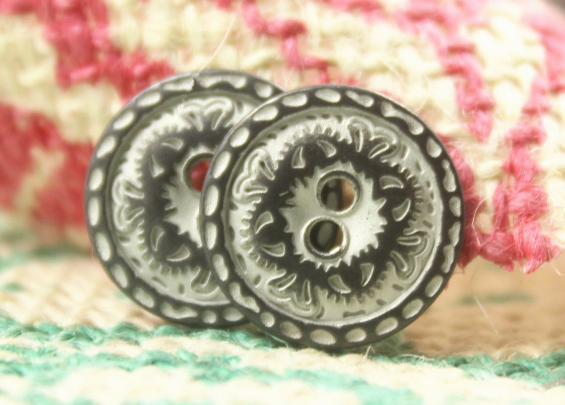Metal Buttons - Flower Engraving Metal Buttons , Gunmetal White Color ...