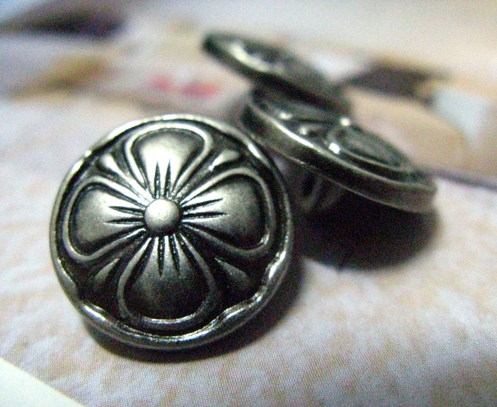 Metal Buttons Clover Metal Buttons Gray Silver Color | Etsy