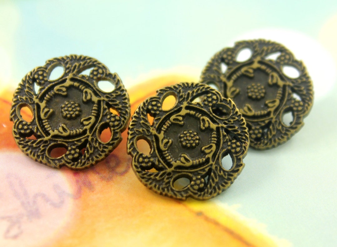Metal Buttons - Flower Vine Metal Buttons , Antiqued Brass Color ...