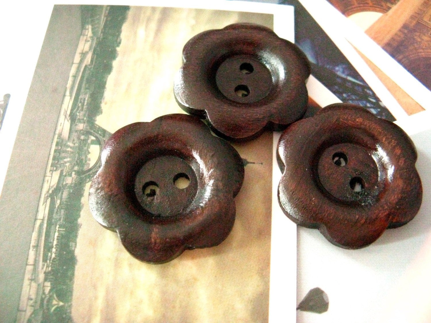 Flower Wooden Buttons Lovely Realistic 6 Petals Flowers | Etsy