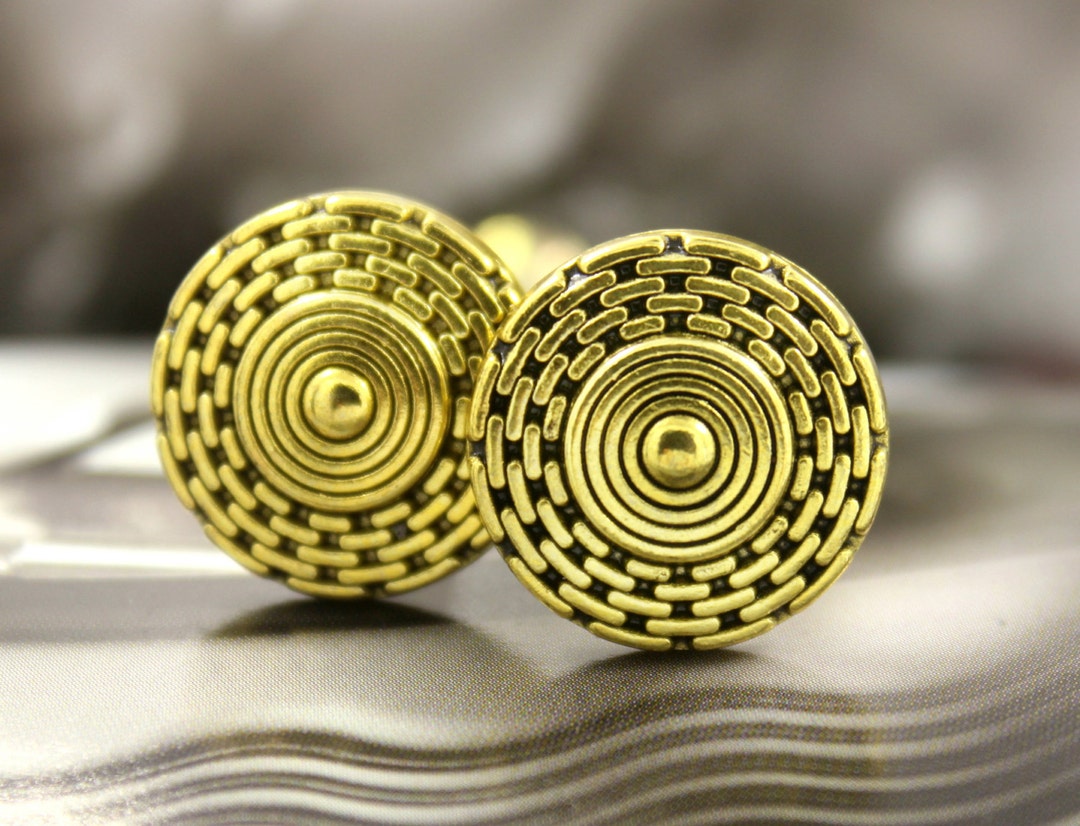 Metal Buttons - Maze Shield Antique Gold Metal Shank Buttons - 0.71 ...