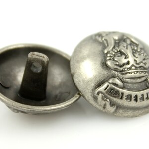 Metal Buttons - Lion Crown Emblem Metal Buttons , Gray Silver Color ...