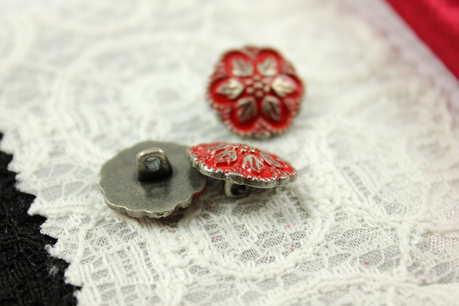 Wholesale Metal Buttons Lot 50 Retro Red Painting - Etsy