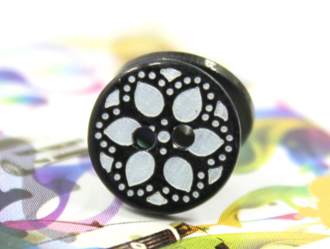 Shell Buttons Flower Mandala Pattern Black Shell Buttons - Etsy