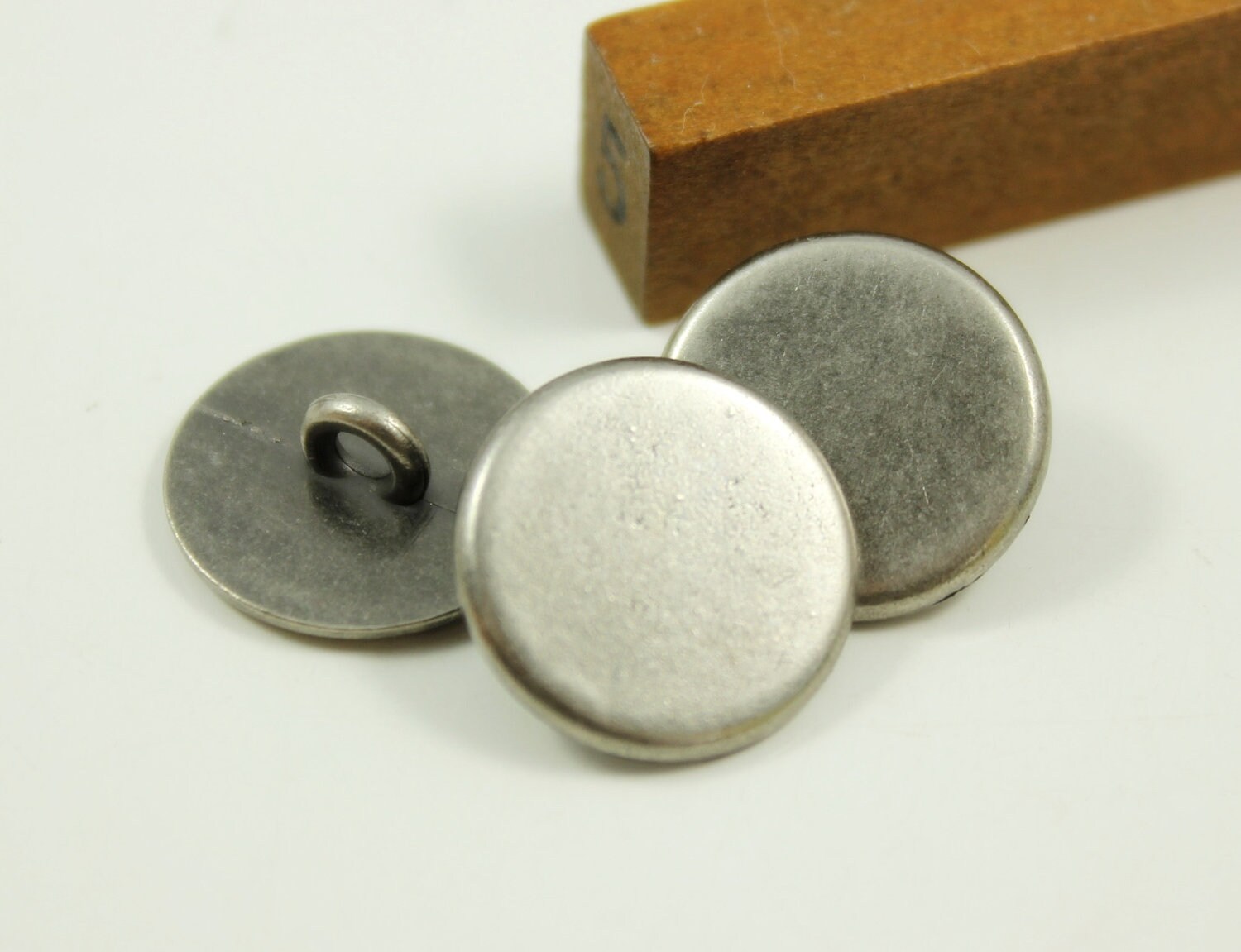 Metal Buttons Gray Silver Metal Buttons Shank 0.71 inch | Etsy