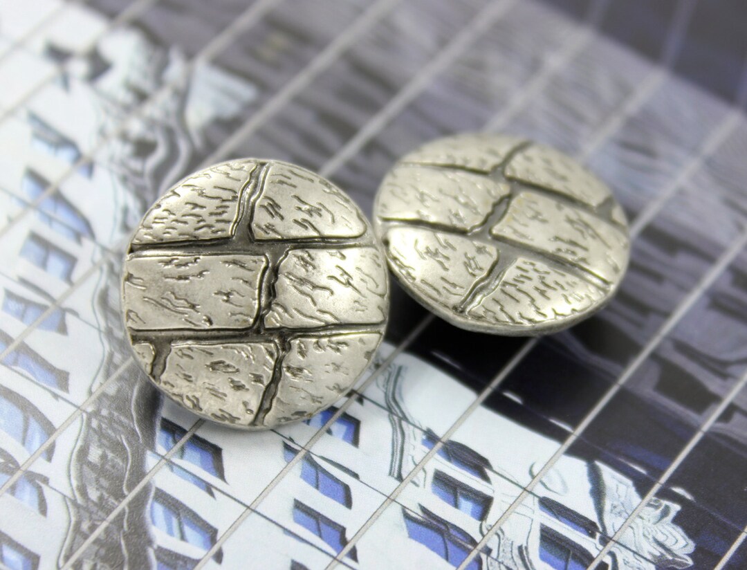 Metal Buttons - Gunmetal Brick Wall Design Metal Shank Buttons - 0.79 ...