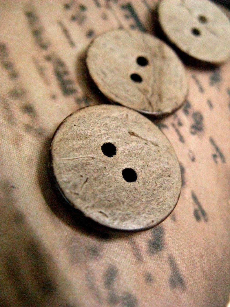 Vintage Style Yellowing Wooden Buttons 0.71 Inch.10 Pcs | Etsy