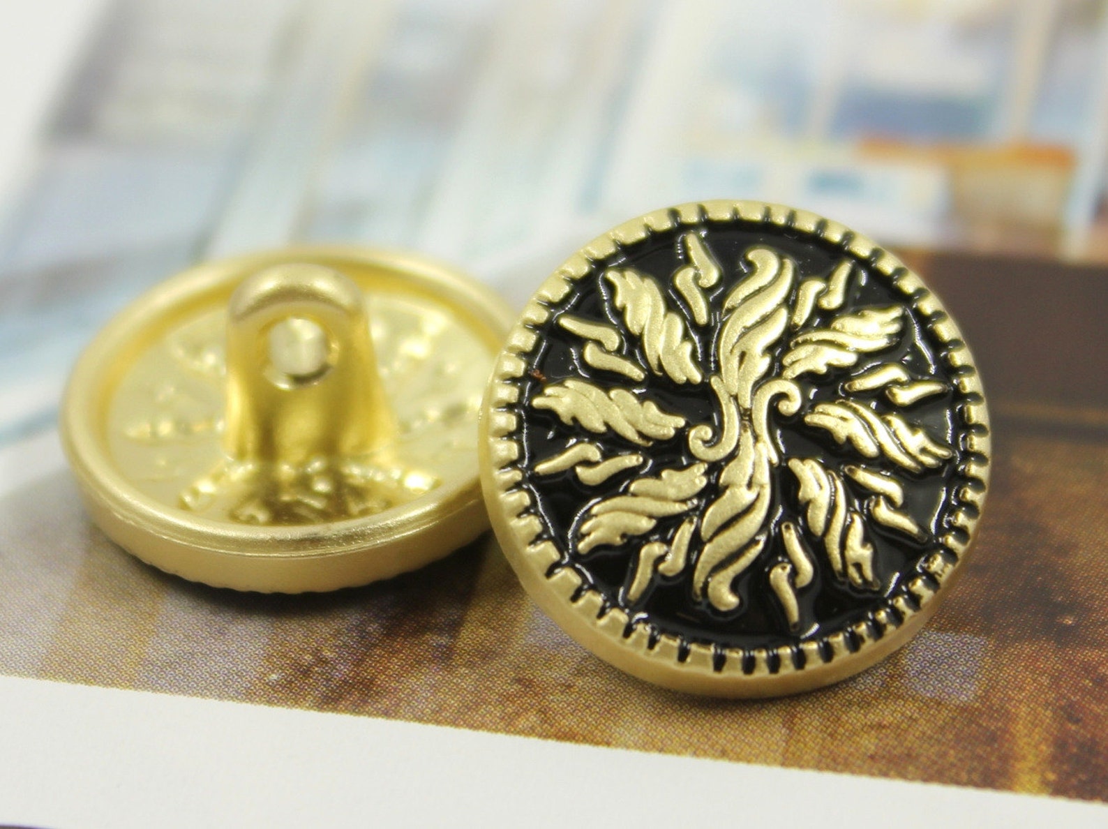 Metal Buttons - Gold Sun Metal Buttons , Black Enamel , Shank , 0.71 ...