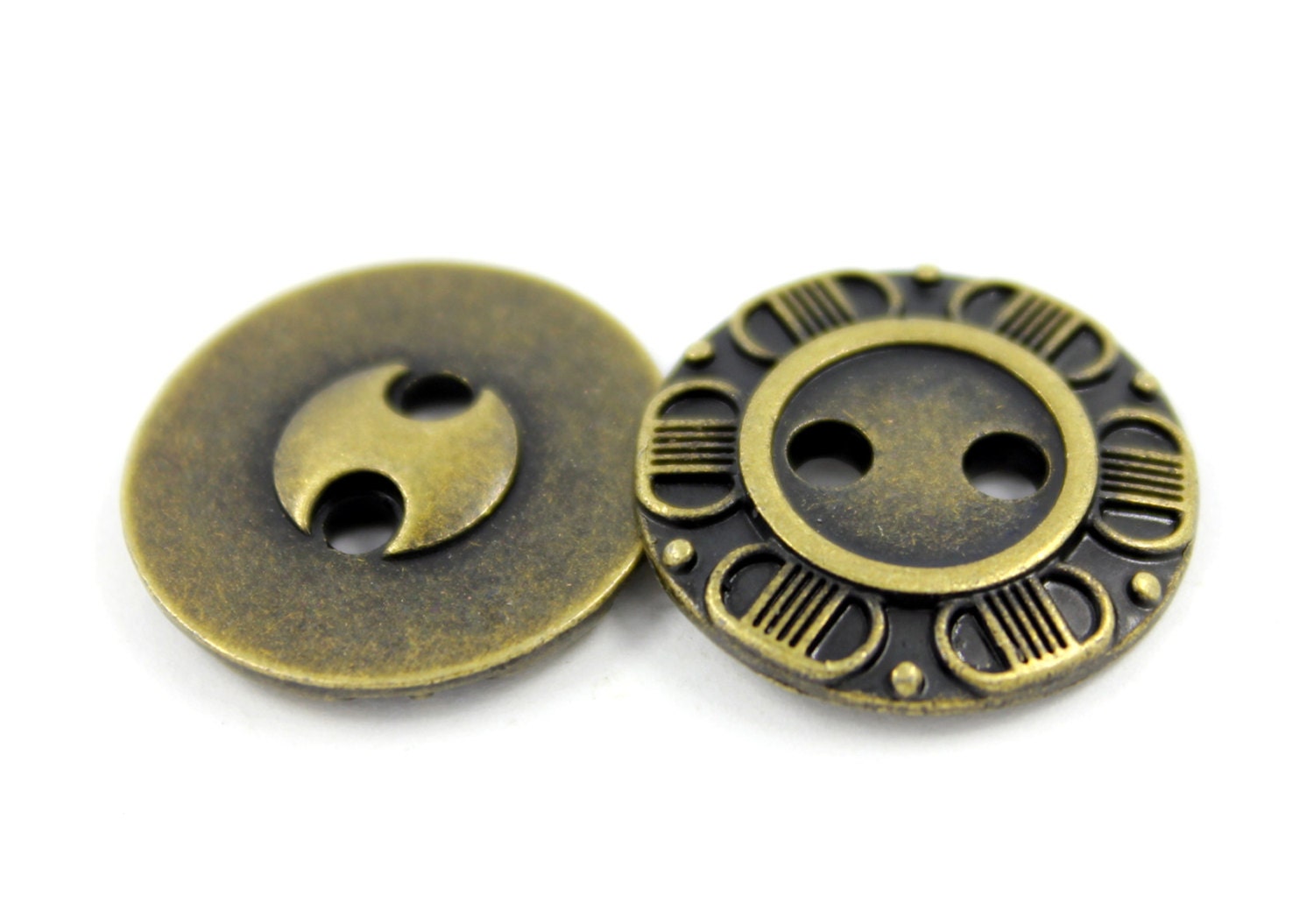 Metal Buttons - Petals Edge Metal Buttons , Antique Brass Color , 2 ...
