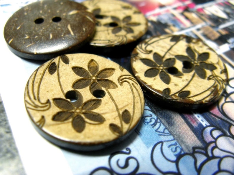 Wooden Buttons - 10 Pieces of Japanese Style Khaki Concave Coconut ...