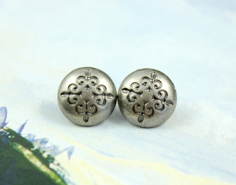 Metal Buttons - Trefoil Cross Metal Buttons , Gray Silver Color , Domed ...